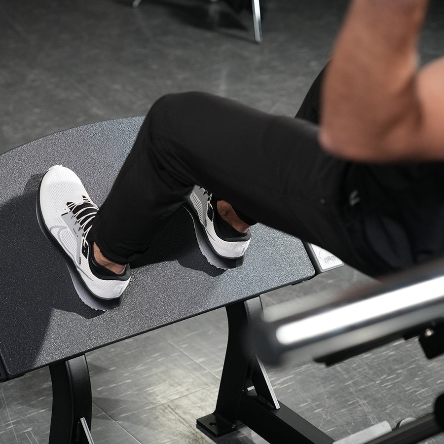 Hammer Strength Plate-Loaded Linear Hack Squat | Life Fitness Shop
