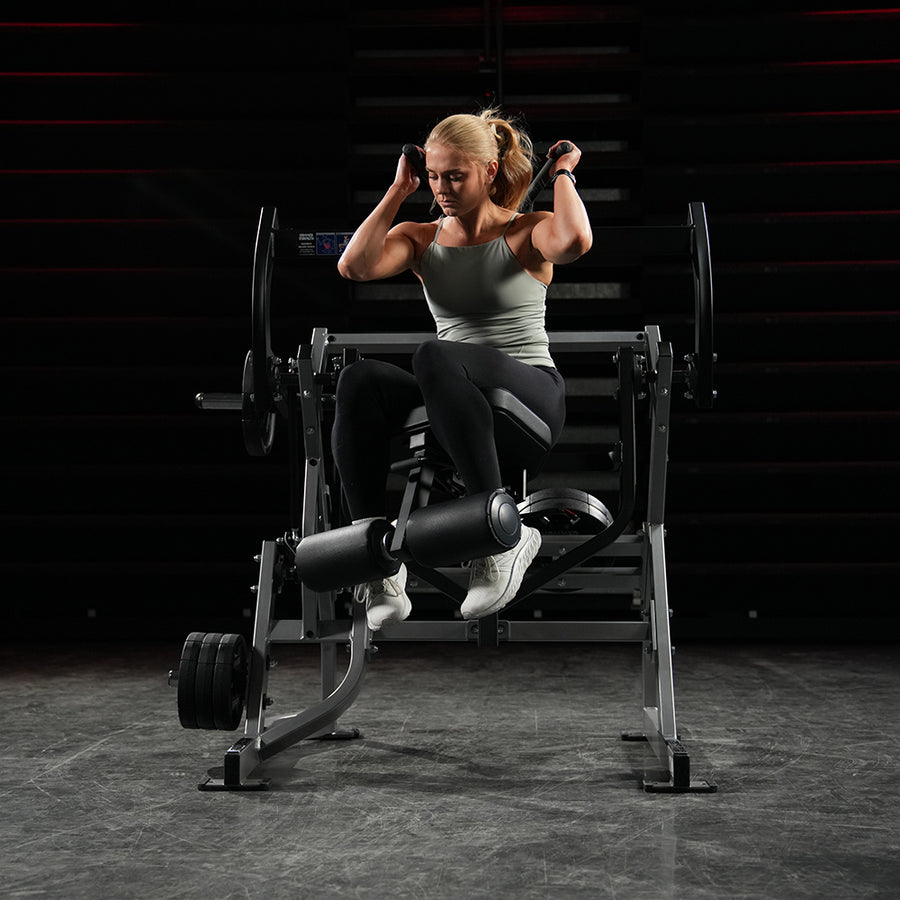 Hammer Strength Plate-Loaded Abdominal Oblique Crunch | Life Fitness Shop