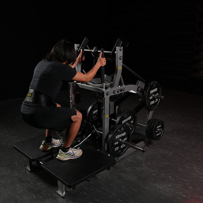 Hammer Strength Plate-Loaded Belt Squat | Life Fitness Shop